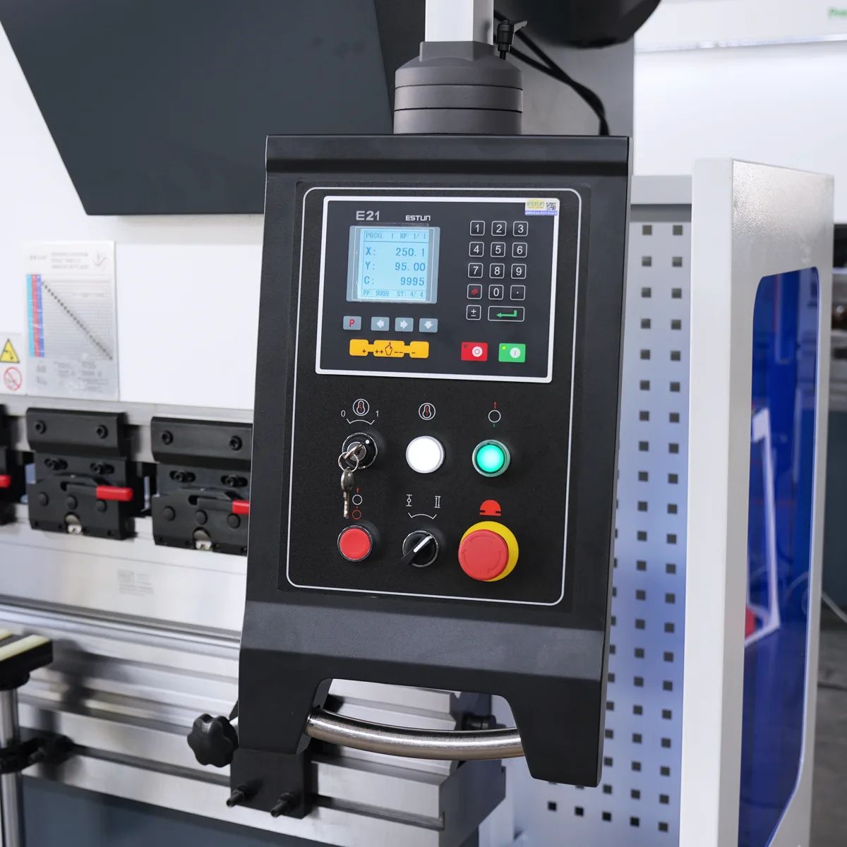 WC67K-125T2500 Hydraulic Press Brake with E21 Control