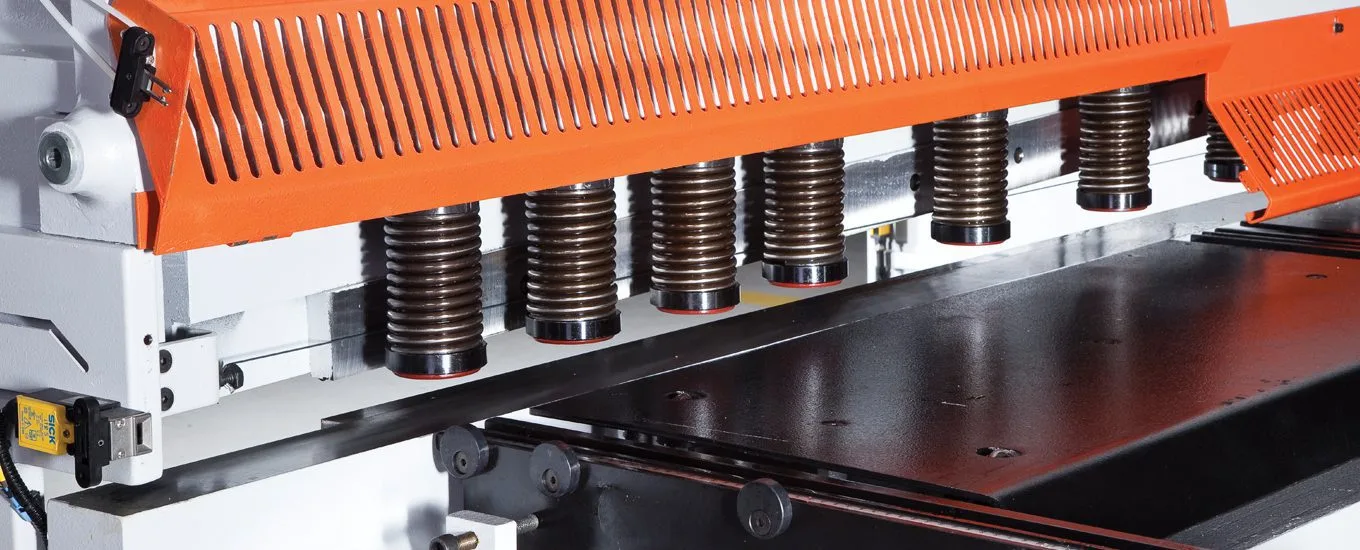 How to Configure and Use CNC Guillotine Shearing Machine - KRRASS