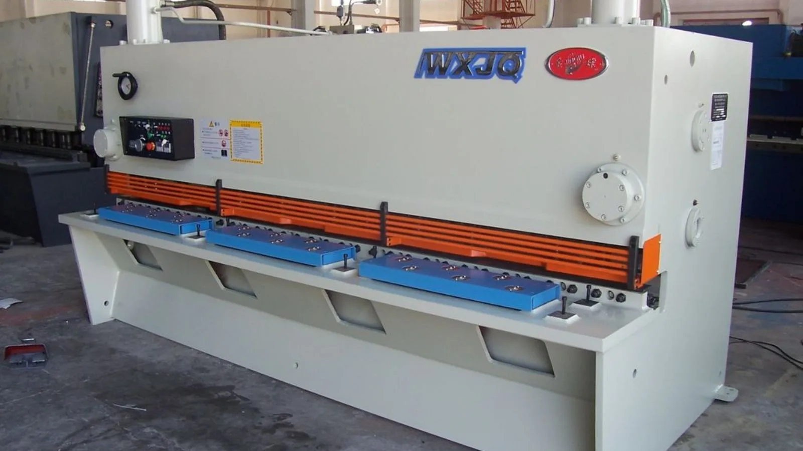 Principle and maintenance of hydraulic shearing machine - KRRASS